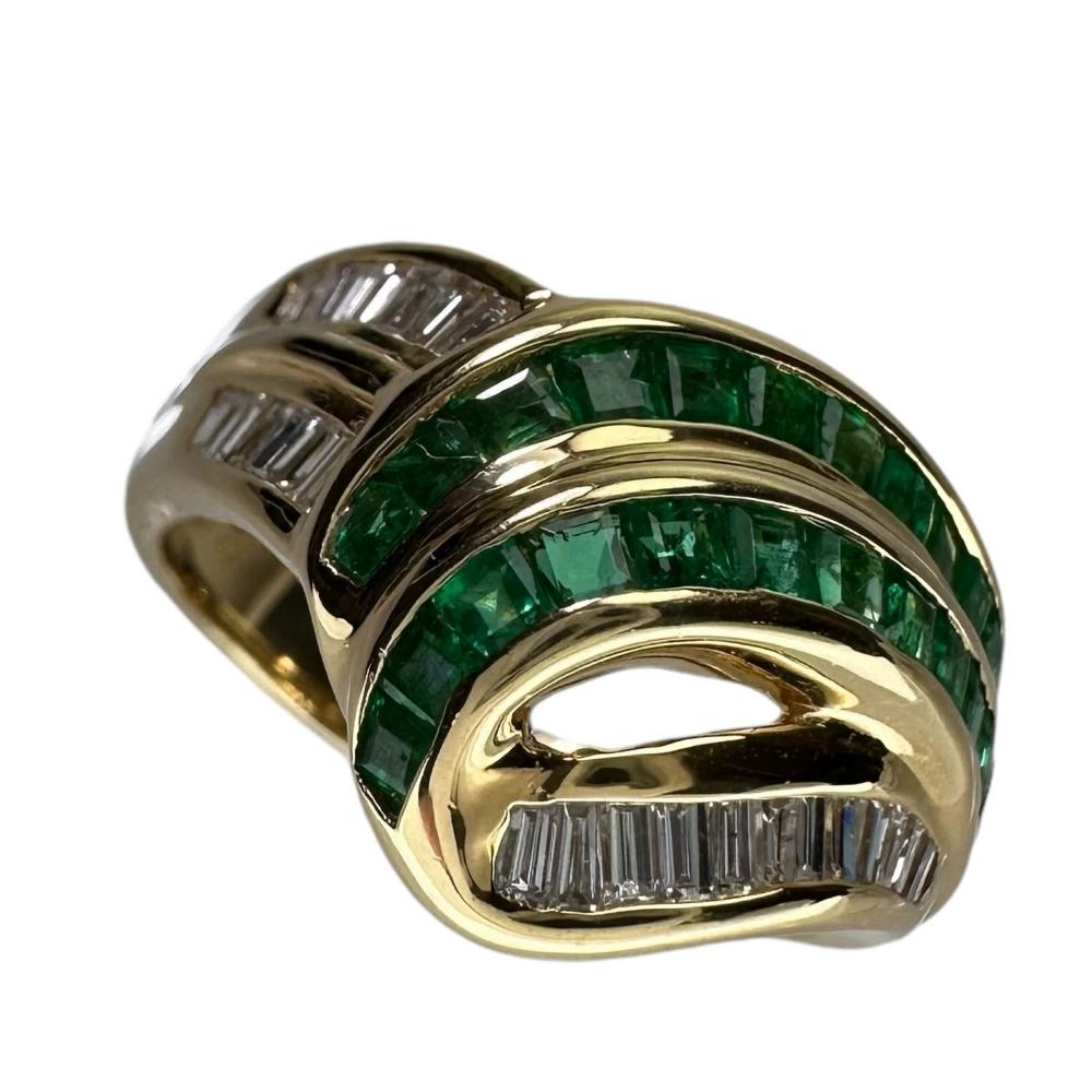 12.5号 エメラルド 0.72ct ダイヤモンド 0.30ct リング・指輪 K18ゴールド 18金 6.8g レディース 【中古】【真子 – 真子質店 PawnShopMAKO